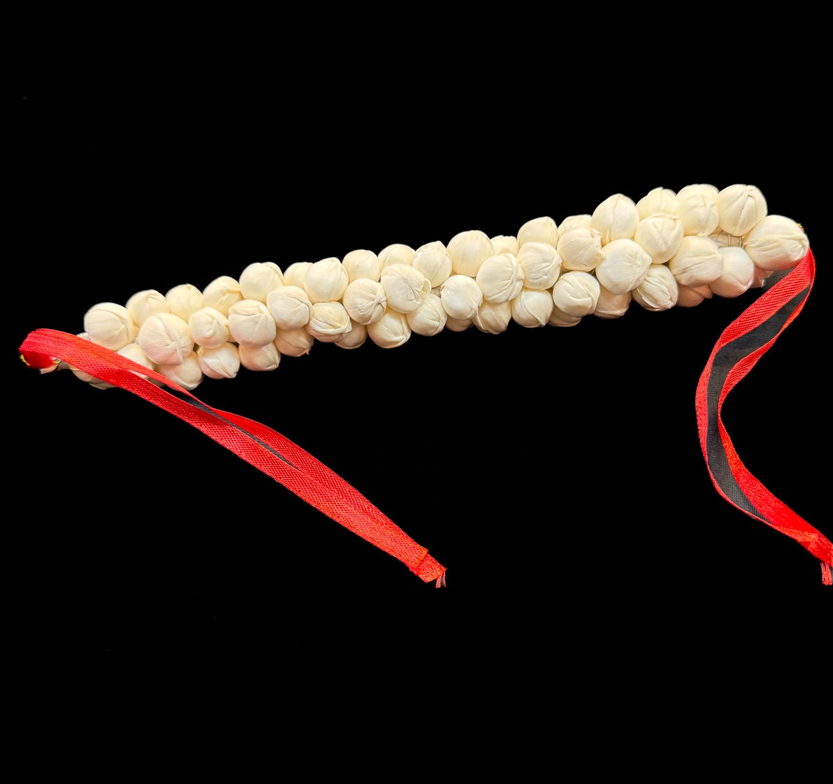 White Gajra– Saheli Ethnic Indian Wear