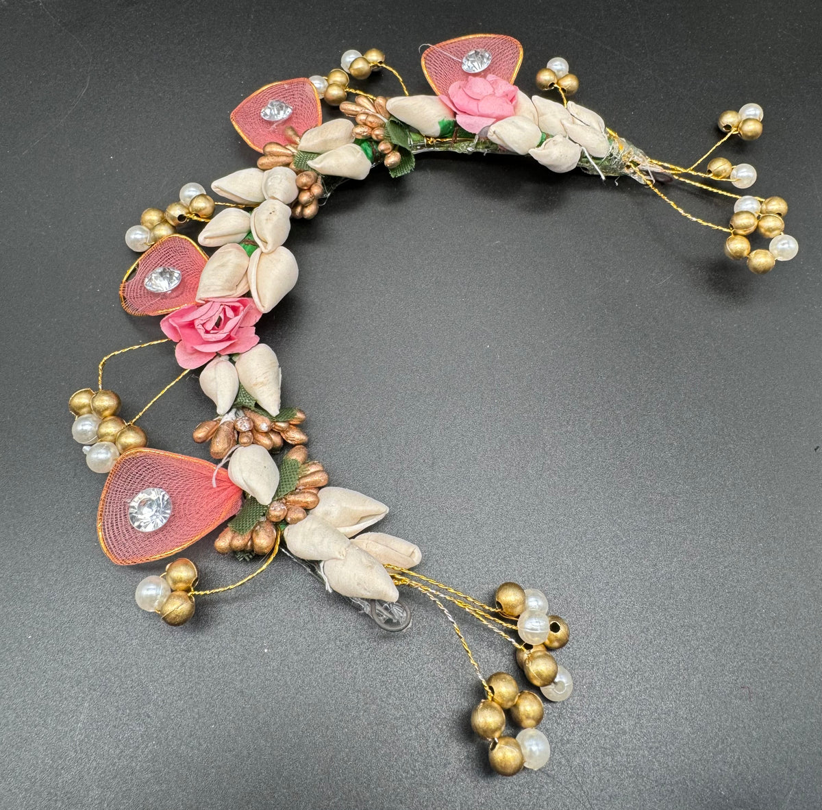 Beautiful gajra with pearls and crystal stone– Saheli Ethnic Indian Wear