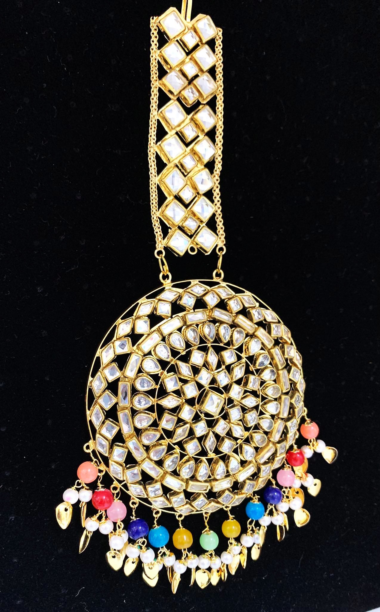 Multicoloured Pearls With Kundan & Pipal Patti Punjabi Tikka– Saheli ...